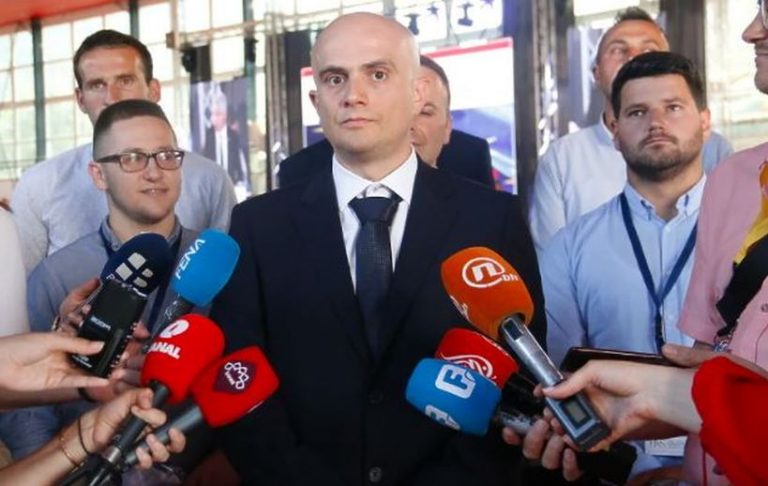 Hrvatska republikanska stranka odlučila, ništa od zasjedanja HNS-a ...