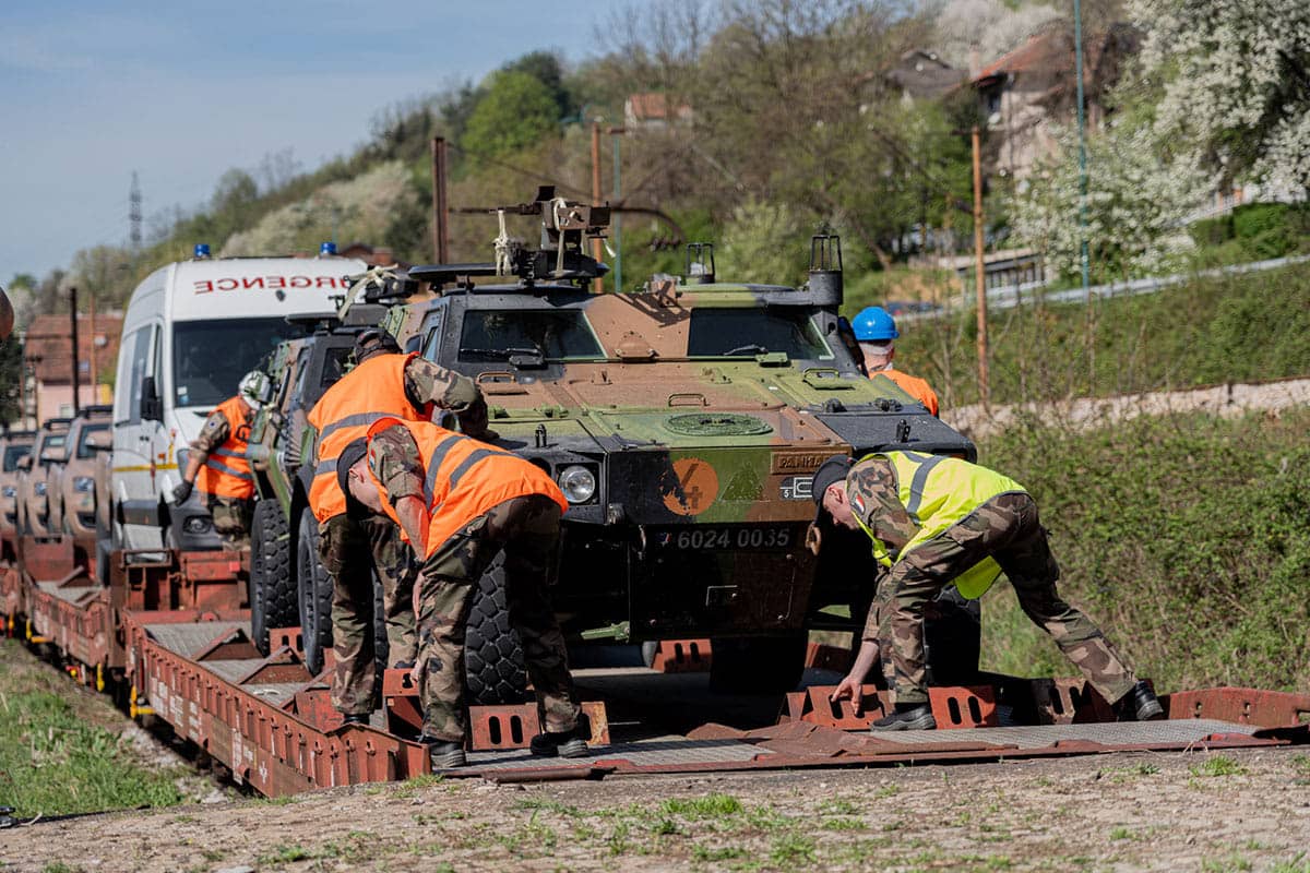EUFOR objavio fotografije: Pogledajte novu vojnu opremu koja je stigla u BiH